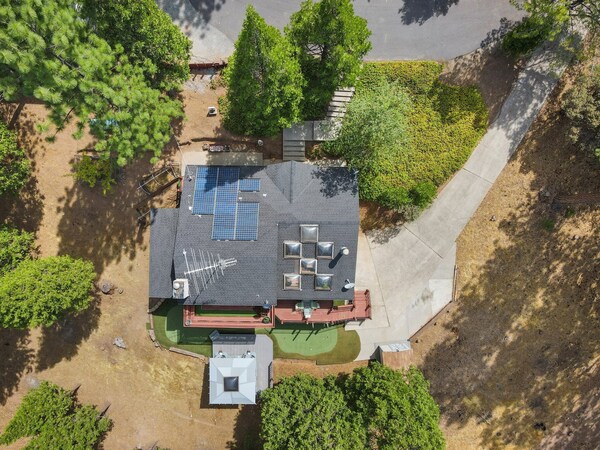Lake View Cabin In Groveland 30 Min. From Yosemite, Hot Tub, Mini Golf - Pine Mountain Lake, CA