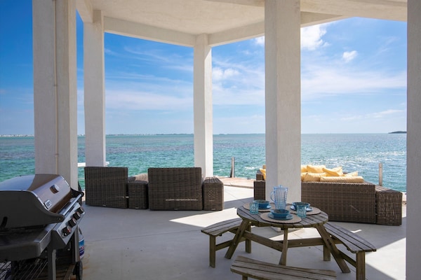 Stunning Ocean Views! 2br Waterfront Home W/ Dock In Gated Keys Community - Big Pine Key, FL
