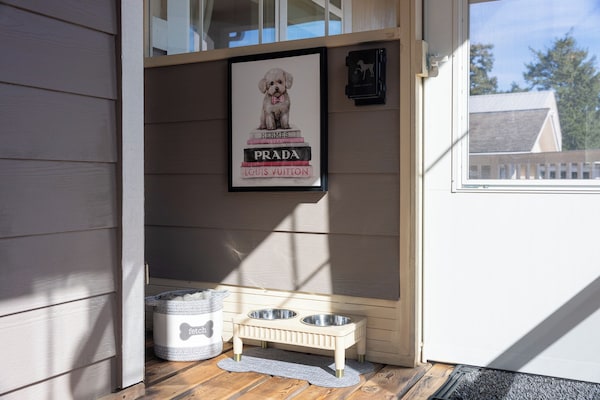 Serene Lake View Retreat + Fish Prep Lodge - Coos Bay, OR