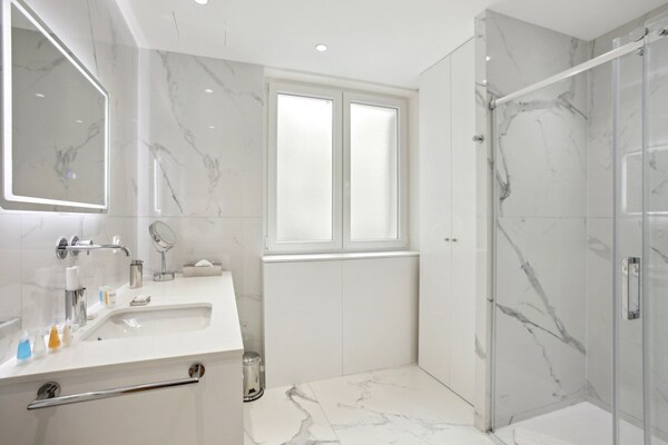 Tbs 121 - Fabulous Apartment In Paris - Gare du Nord - Paris