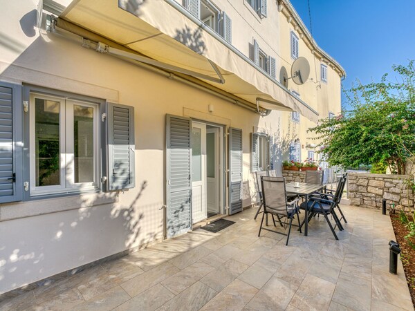 Ferienhaus Tanja By Interhome - Nerezine