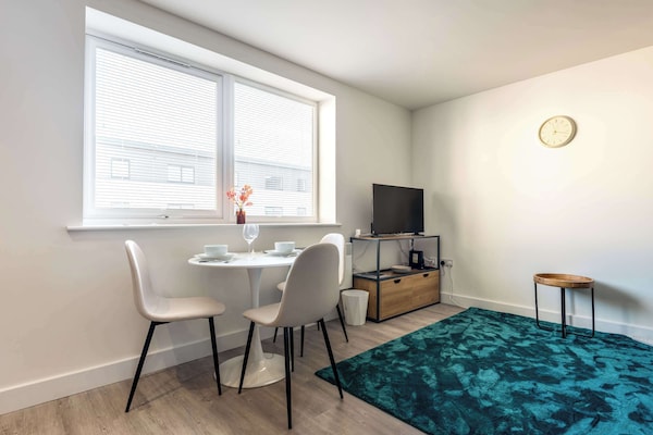 Modern And Bright 1 Bedroom Apartment In Bradford - Aéroport de Southampton (SOU)