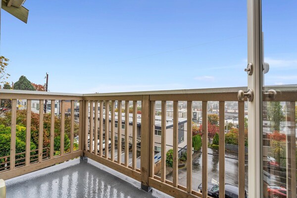 Lakeview Queen Anne 3br Townhome W  Portable Ac - Lumen Field