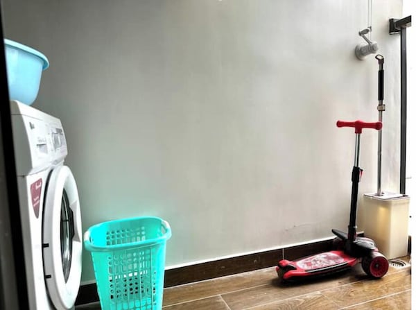 2 Bedroom Apartment 75m2, Spacious, Nice View, High Speed Wifi, Full Amenities. - tt. Như Quỳnh