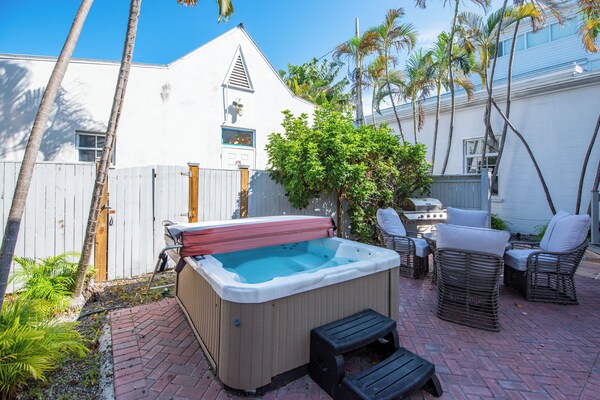 Southernmost Retreat | On Duval! With Hot Tub, Patio, & Private Parking - Key West, FL