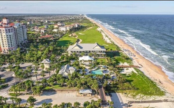 Cozy 2-bedroom Condo With Wifi, Ac In Charming Palm Coast - Walk To The Ocean! - Palm Coast, FL
