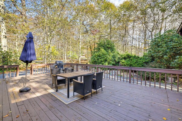 Near Water Parks: Pet-friendly Tobyhanna Getaway! - Pennsylvania