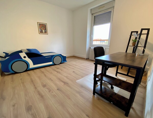 Adorable 3-bedroom Apartment, Wifi In Belfort, 5minutes From Old Town - Belfort