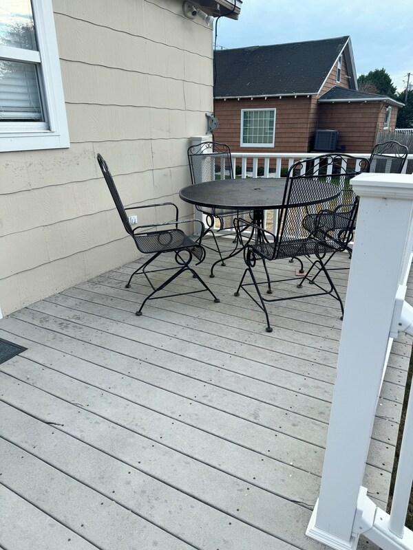 Charming 2-bedroom Cottage In The Heart Of West Ocean City - Ocean Pines, MD