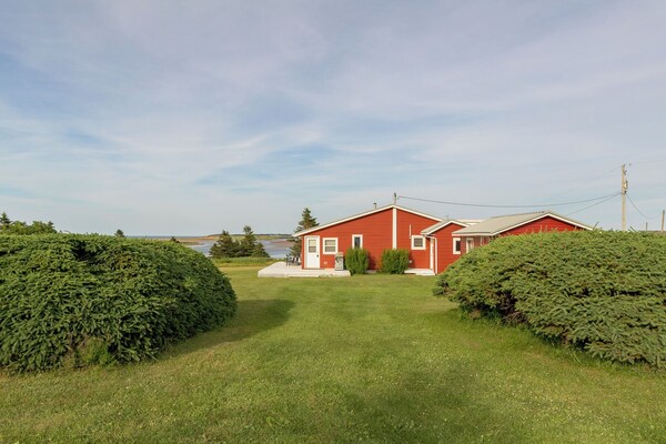 Dune View Cottage Near Cabot Park - Prince Edward Island