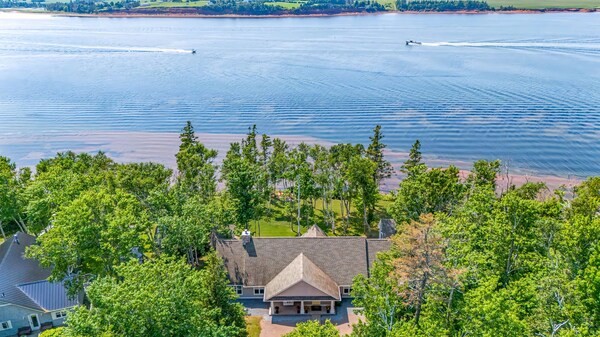 Seawood Shores In Cavendish - Cavendish