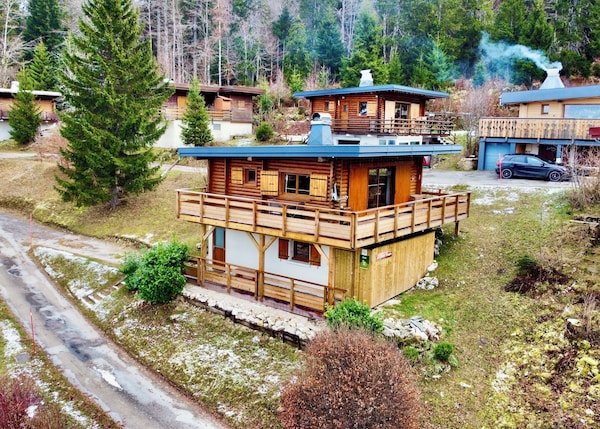 Le Petit Boulu Chalet On The Slopes With A View! - 