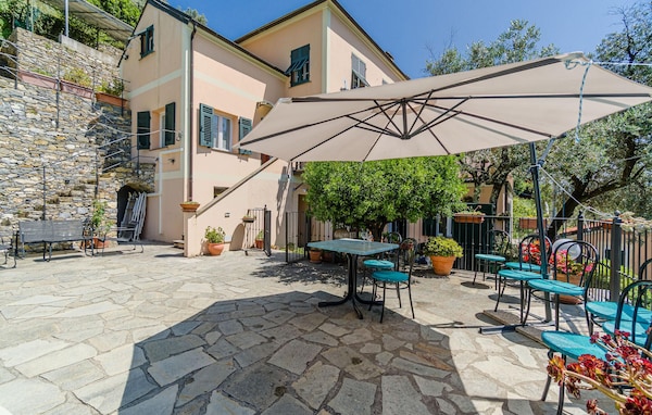 Accogliente Appartamento Con 2 Camere. - Recco