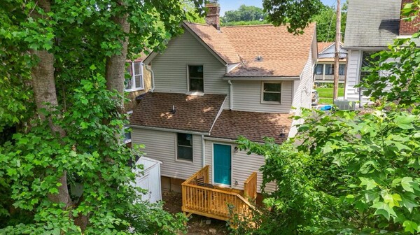 Shire-southern-comfort Quiet 3-bedroom House W/wifi And Ac In Heart Of Downtown - Frankfort, KY