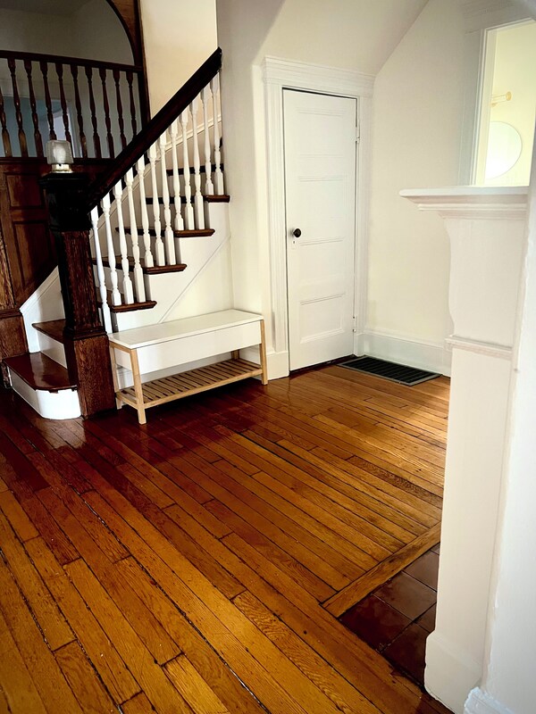 Huge 2br Condo With Washer Dryer - Quincy, MA