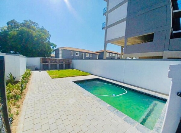 The Heart Of Randburg: Modern, Family Friendly And Be Near Popular Attractions\n\n - Randburg