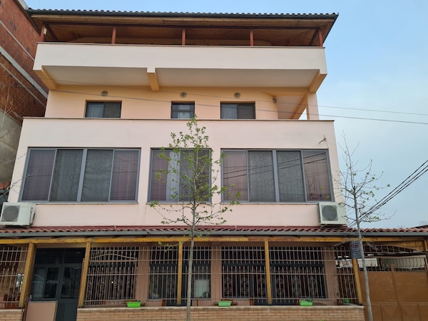 Tirane Tranquility Cottage - Tirana
