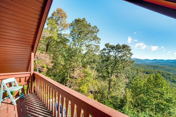 Mountain-view Home W/ Deck & Grill In Dahlonega - Dahlonega, GA
