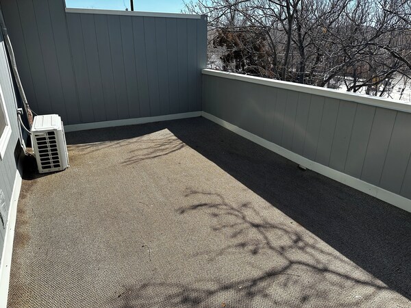 Modern Style Stay In Downtown Albuquerque - Albuquerque, NM
