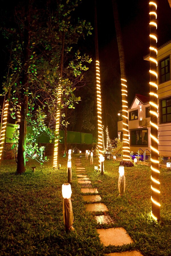 Seas The Day Villa I 5bhk 300m From Awas Beach - uran