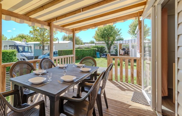 Pet Friendly (Sta)caravan In Les Mathes - La Palmyre