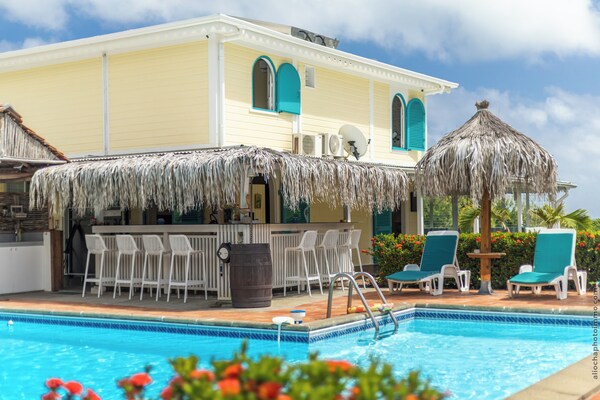 Prestigious Seaside Villa, Swimming Pool, 9 Bedrooms ***** - Martinique