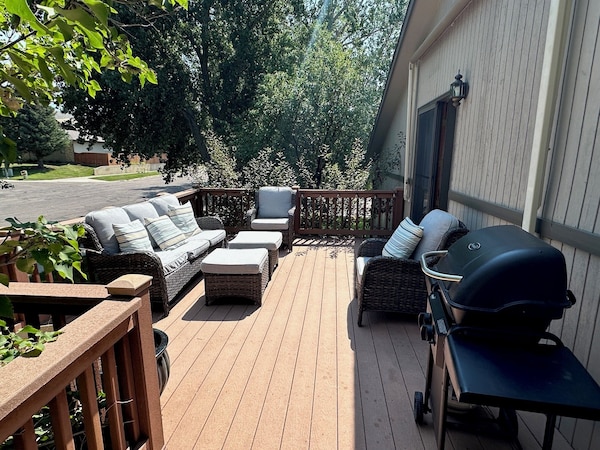 Modern Comforts - Stay/work/play - Casper, WY