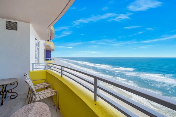 Luxury 21st Floor 3 Br Condo Direct Oceanfront Wyndham Ocean Walk Resort Daytona Beach | 2123 - Daytona Beach