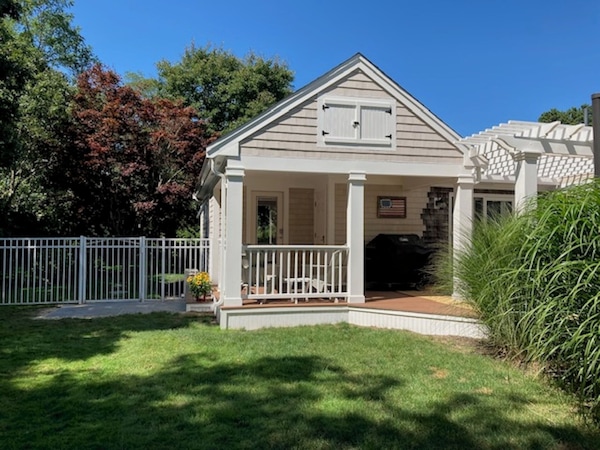 New Eastham Oceanside Guest Suite With Pool And Hot Tub - Eastham, MA