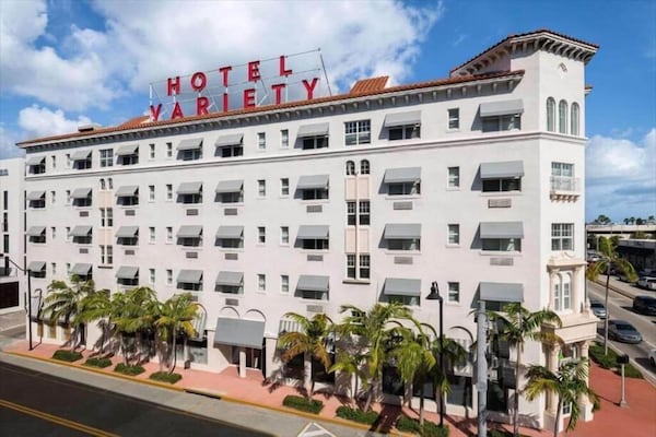 Steps From Miami Attractions | Walkable South Beach Studio - South Beach, FL