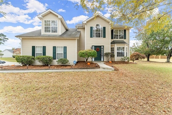Large Lithonia Home With Office - Stone Mountain, GA