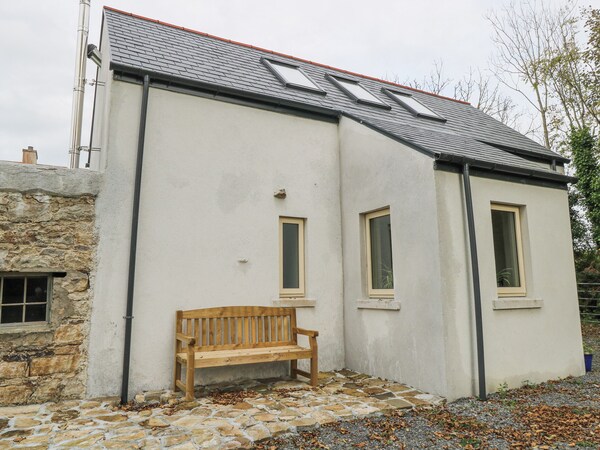 Howards End, Pet Friendly, With A Garden In Bundoran, County Donegal - County Sligo