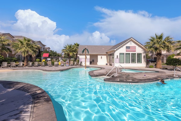 Freedom Village 549|smart Tv, Private Balcony, Resort Amenities And More! - ワシントン, UT