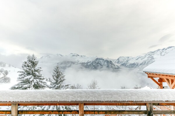 Chalet "Belledonne" Avec Vue Sur Les Montagnes, Terrasse Privée Et Wi-fi - Chamrousse