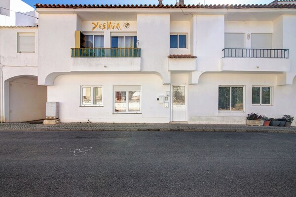 Apartment 'Apartamento Brisas Do Mar' With Sea View And Wi-fi - Lagoa