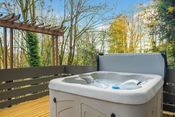 Perch - Hot Tub Forest Retreat - Shoreline, WA