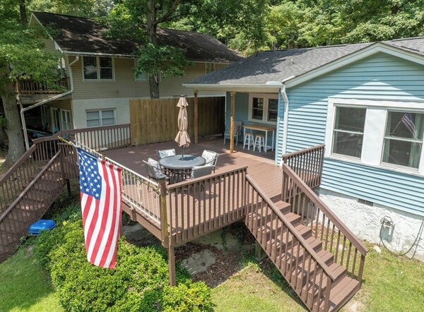 Keoweenie Lake Side Cottage - Lake Hartwell