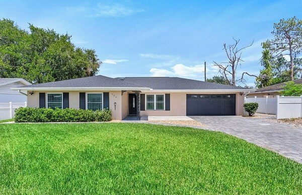 5 Br Home With Large Patio, Pool & Outdoor Family Fun - 7 Mins To Legoland! - Winter Haven