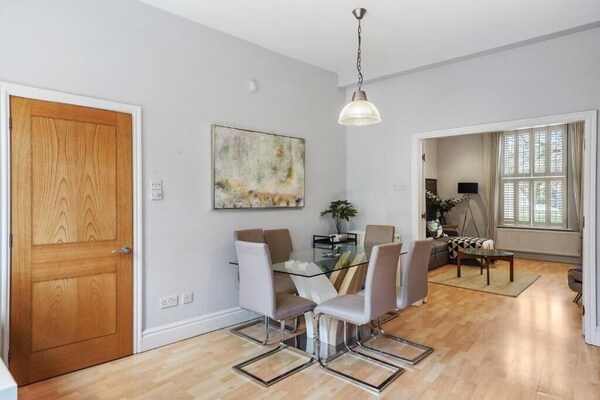 Boutique 3 Bedroom&nbsp;the&nbsp;stray - 하로게이트