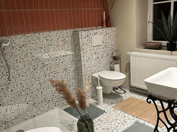 Ferienhaus Lonie - Ferienhaus, Dusche Und Bad, Wc, Nichtraucher - Meisenheim