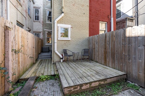 Walk To Hospital And Downtown - 20 Min To Hershey - Free Parking - Quiet Street - Harrisburg, PA