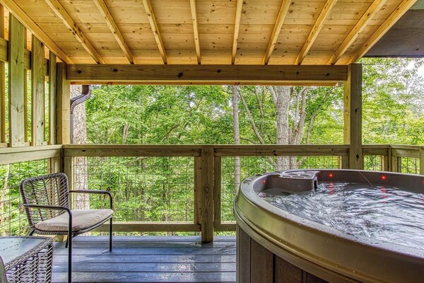 Smoky Vista Cottage National Park Mountain Views,$1089 In Tickets Each Paid Day - Gatlinburg, TN