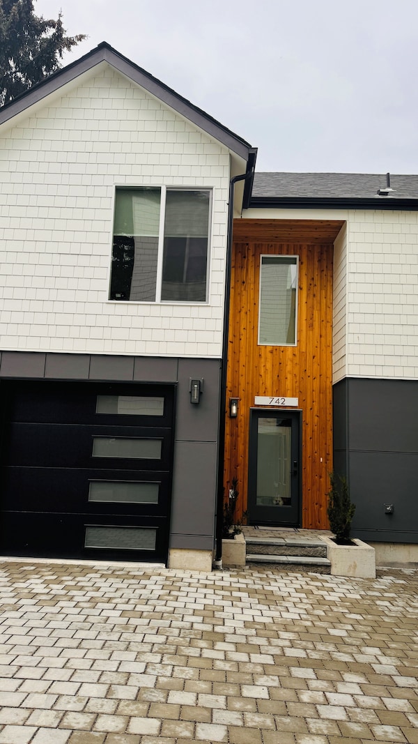 Contemporary Brand New 2-bedroom House In Greenwood Area, Seattle With Wifi, Ac - Shoreline