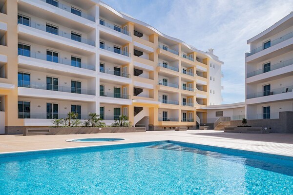 Lagos Marina View 1 With Pool By Homing - Lagos, Portugal