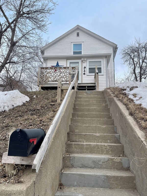 Hilltop Firecracker- A 2 Bedroom Homestead Near The Denny & Downtown Sioux Falls - サウス・ダコタ