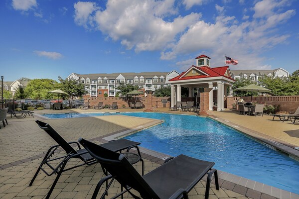 H4n Watermark - 1 Bed Apartment In Norfolk - Norfolk, VA