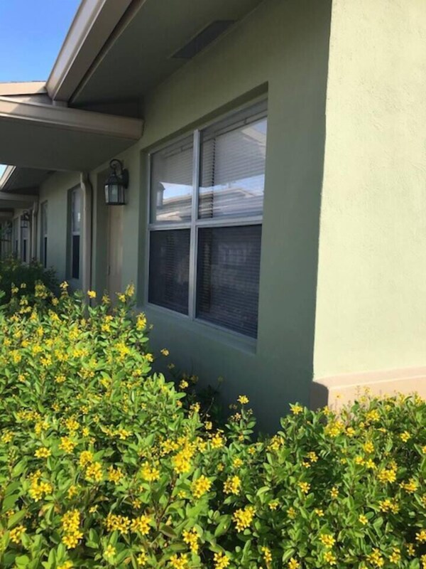 01 Spacious 3 Bdrm Close To Fll & Port Everglades - Sunrise, FL