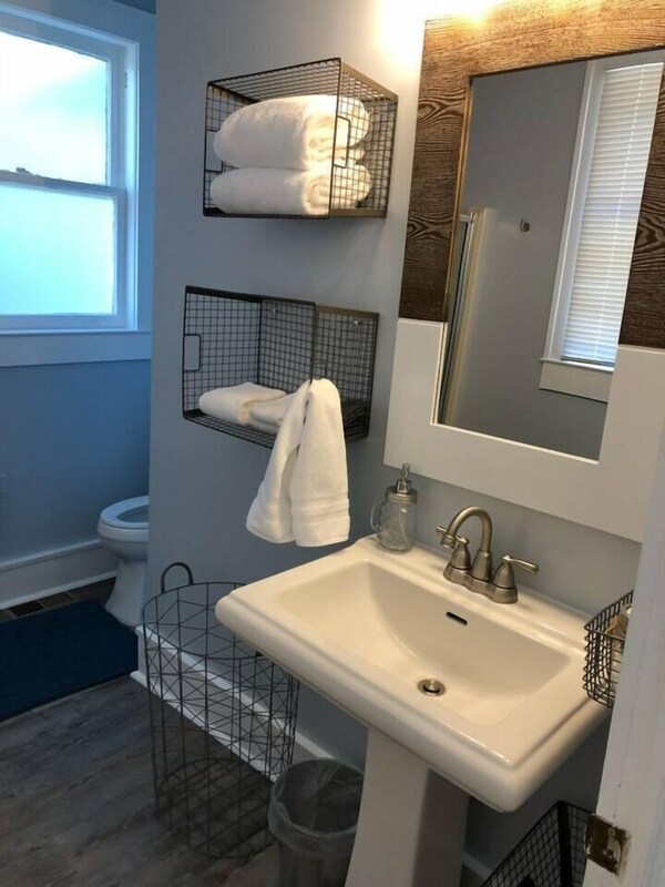 10 Adorable Earle Apartment- Free Downtown Trolley - サウス・カロライナ州