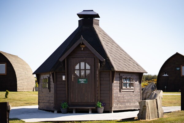 Cosy Rural Cabin With Great Views - Dumfries and Galloway