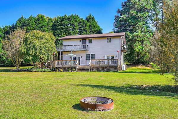 Pet-friendly Home On Lake Gaston W/ Furnished Deck - Littleton, NC